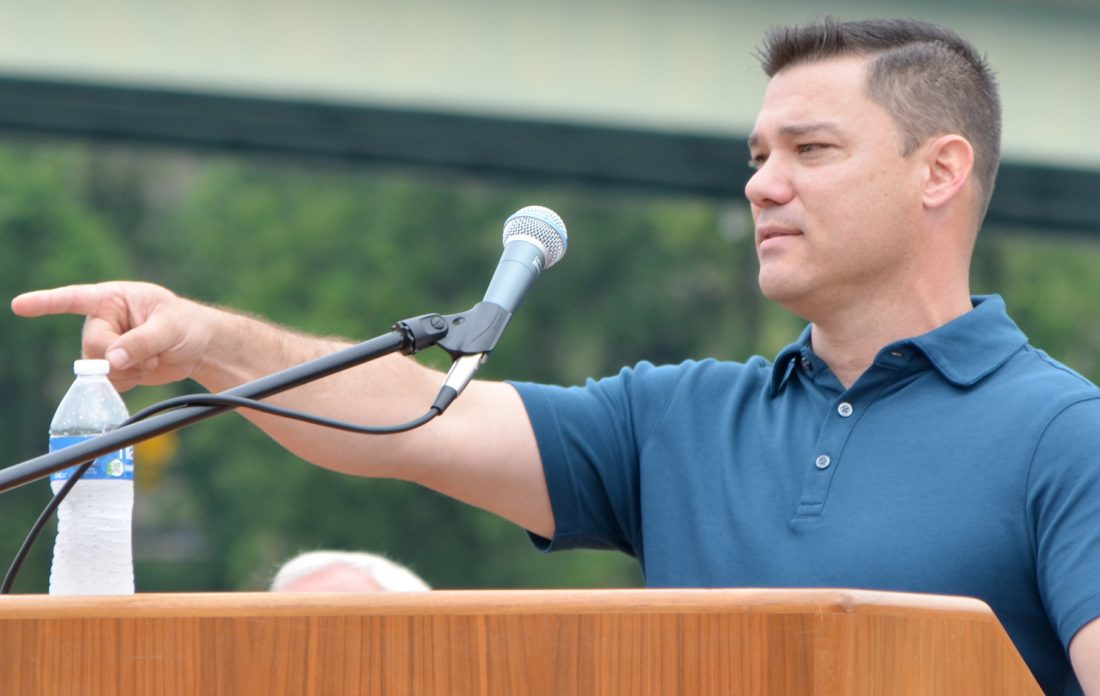 A hero’s welcome | News, Sports, Jobs - The Express